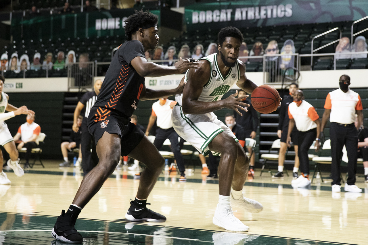 Wilson leads OU past upset scare from NIU – SUACBobcats.com